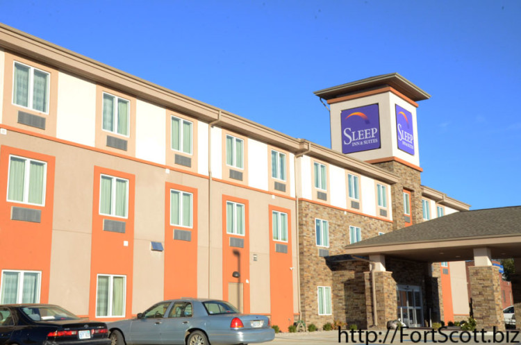 Sleep Inn-Fort Scott Wins 2024 Platinum Award For Superior Service ...