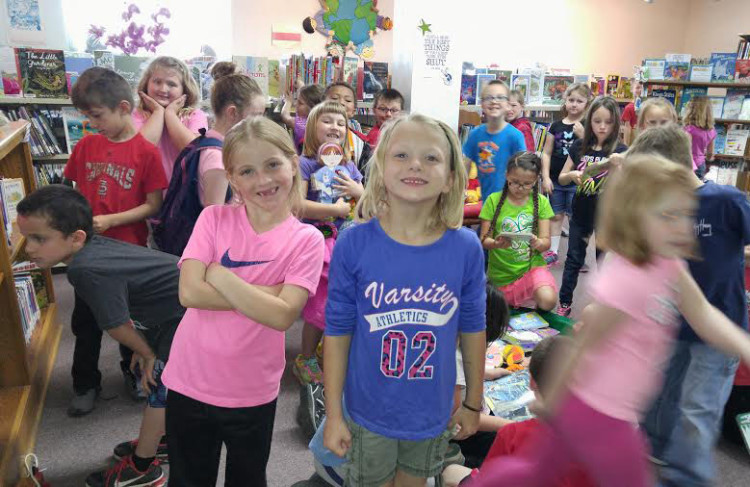 First Graders Tour the Public Library | Fort Scott Biz