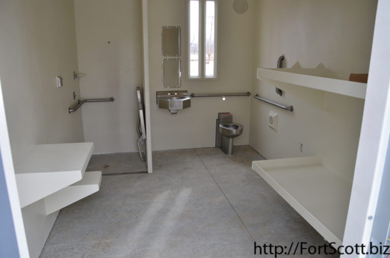 Jail Cells Arrive at Law Enforcement Center | Fort Scott Biz