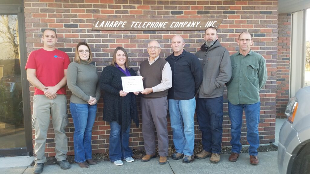 New Wave Broadband Given Award by Extension Office | Fort Scott Biz