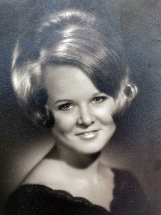 Obituary of Vickie Brown | Fort Scott Biz